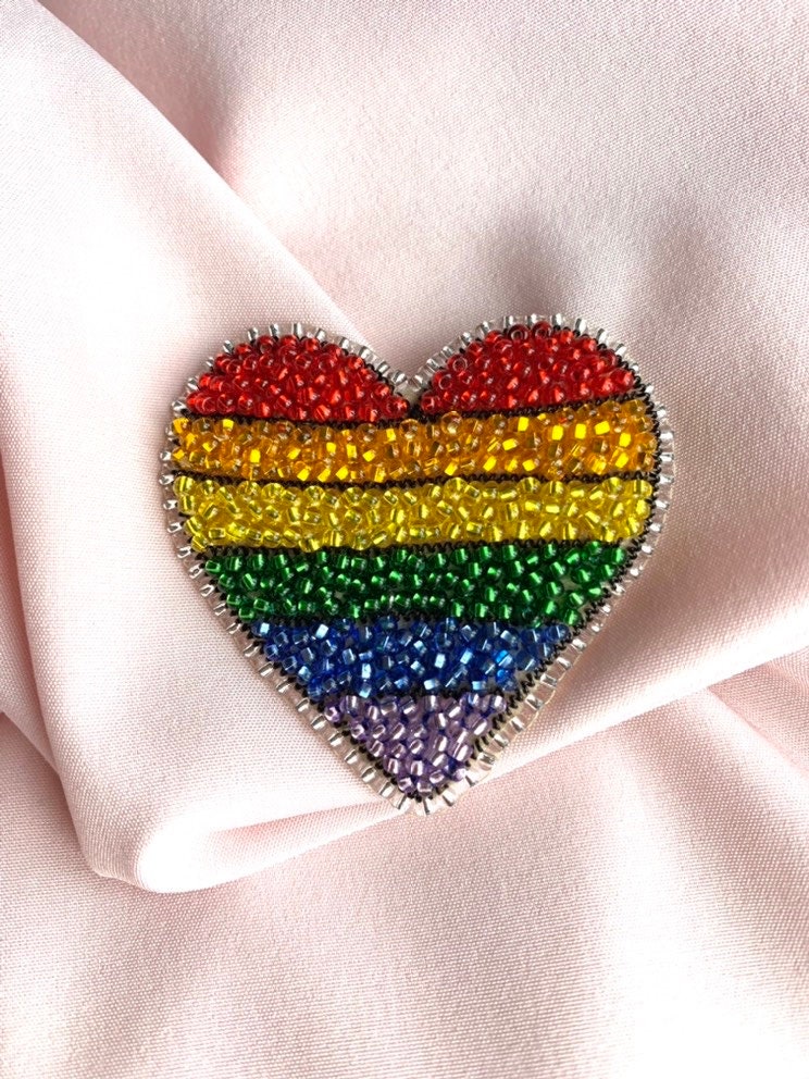 LGBTQ Pins, Rainbow Flag Heart Pins, Rainbow Heart Shaped Pins for ...