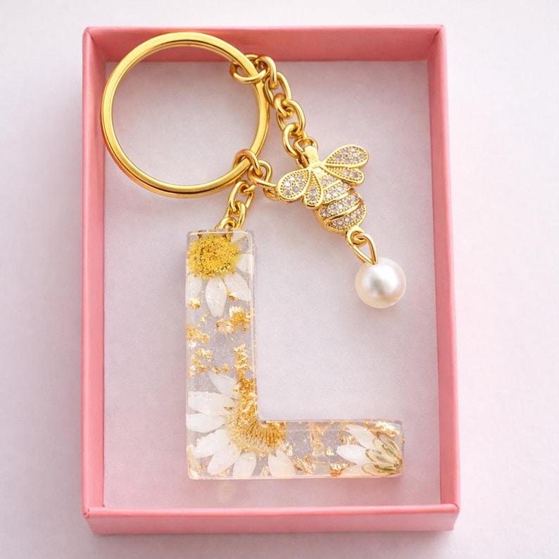 Real Flower Resin Keychain - Etsy