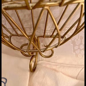 Gold Metal Wall Basket ~ Wall Holder With Twisted Gold Metal ~ Wall ...