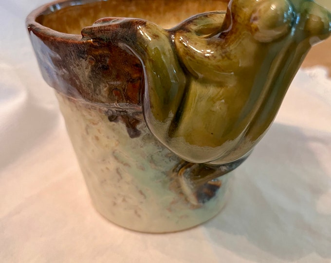 MCM Frog Pottery Planter/pot, Drip Glaze ~ Side Climber - Etsy