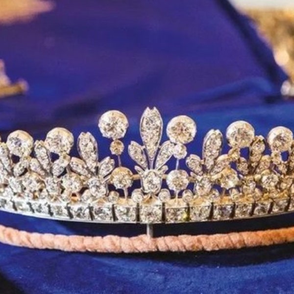 Simple Tiara - Etsy
