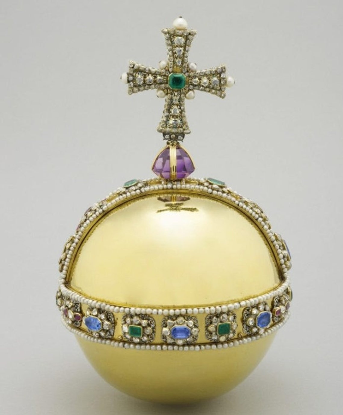 Royal Vintage Sovereign Orb Replica, Zircon Sovereign Orb Sterling ...