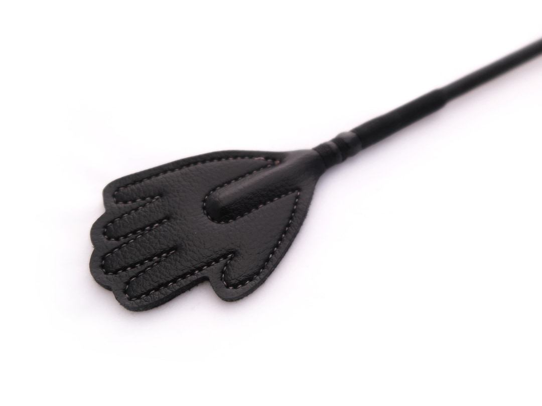 Leather Riding Crop With Hand: Equestrian Horse Whip for Impact and ...