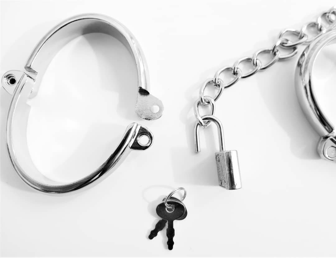 Metall Handschellen und Metall Fesseln für dein Bondage Kit - Etsy.de
