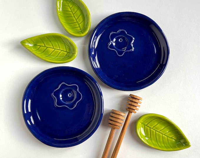 Blueberry Plate, Handmade Ceramic Creative Kitchen Utensils, Spoon Rest ...