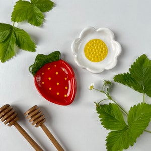 Set of Strawberry & Daisy Spoon Rest, Handmade Ceramic Tea Spoon Holder ...