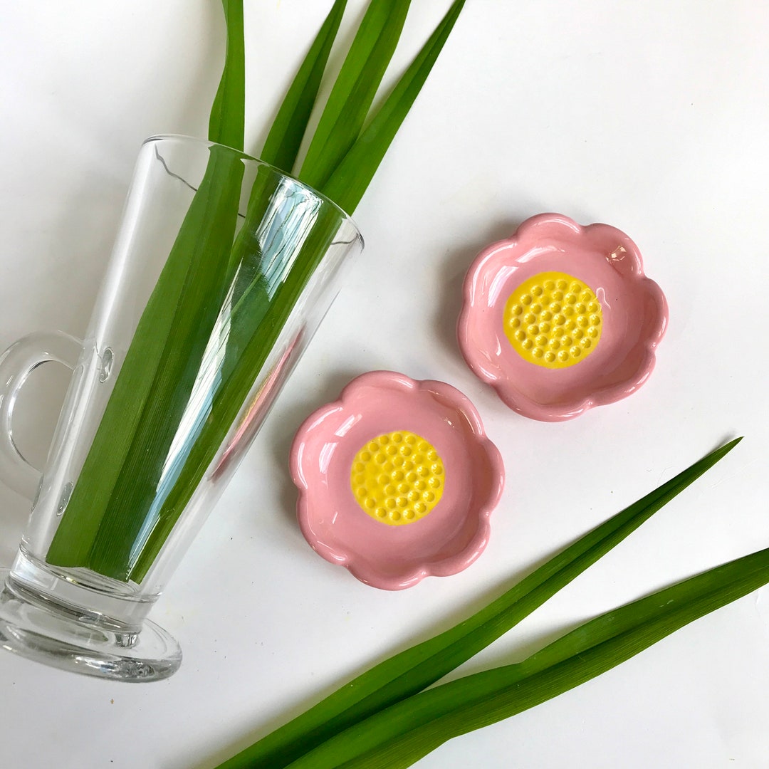 Pink Daisy Small Spoon Rest, Ceramic Bloom Kitchen Decor, Spring ...