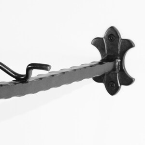 Bull Bracket by Skull Bracket, World's Strongest Skull Hanger for Big ...