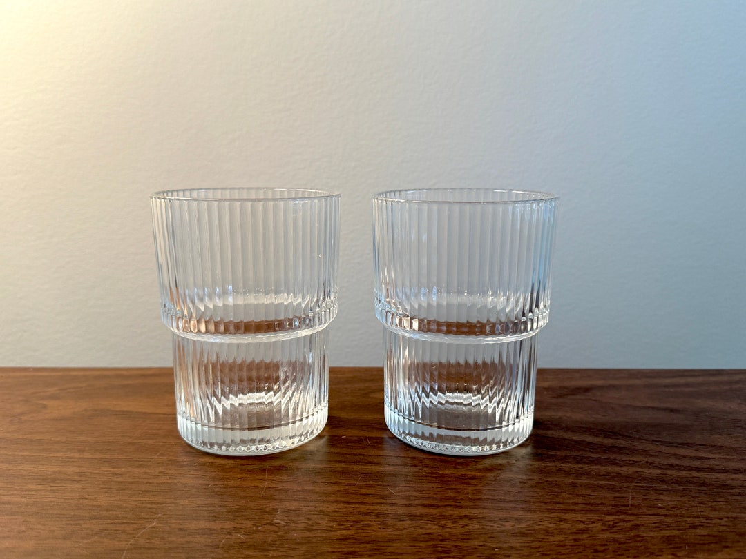 Modern Clear Fun Textured Ridges Set of 2 Glasses Mixed Drink Cocktail ...