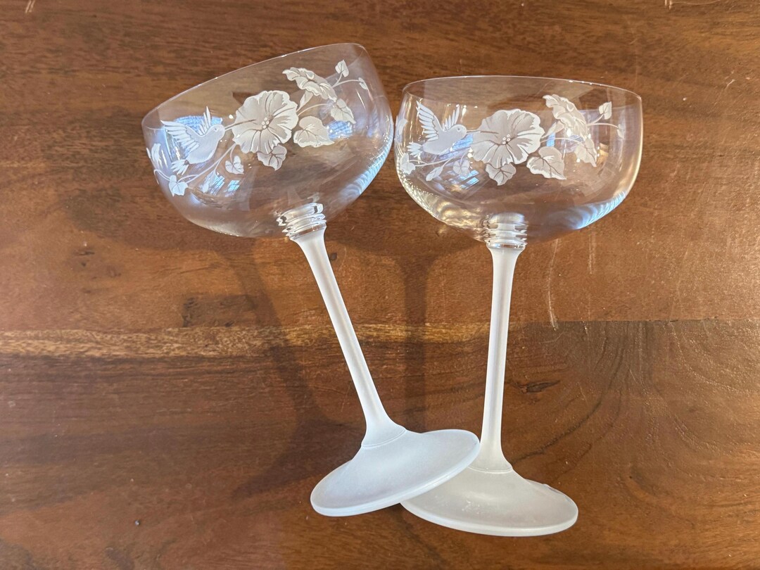 Vintage Gorgeous AVON Hummingbird Crystal Etched Frosted Stem Coupe ...