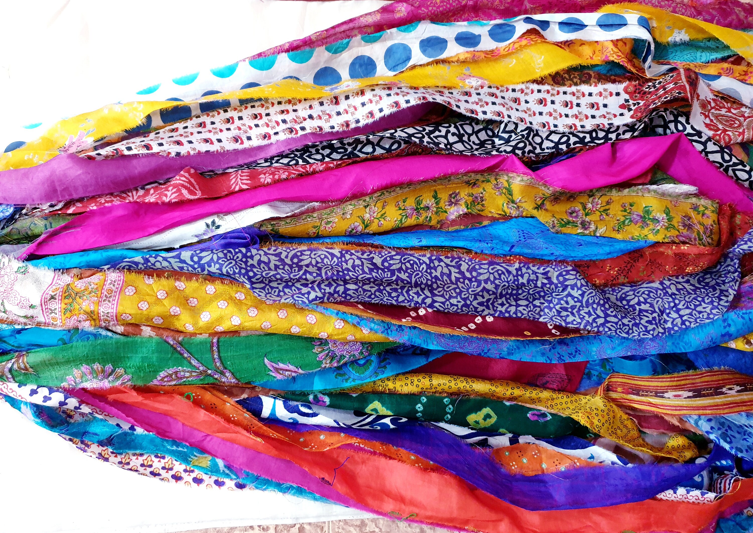 5 to 50 Yards Unstitched Art Silk Sari Ribbon Yarn Tassels SKEINS MIXED ...