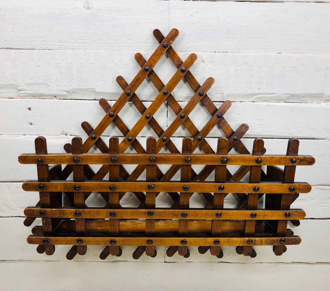 Antique Wooden Wall Magazine Rack / Antique Wall Wooden Lattice Book ...