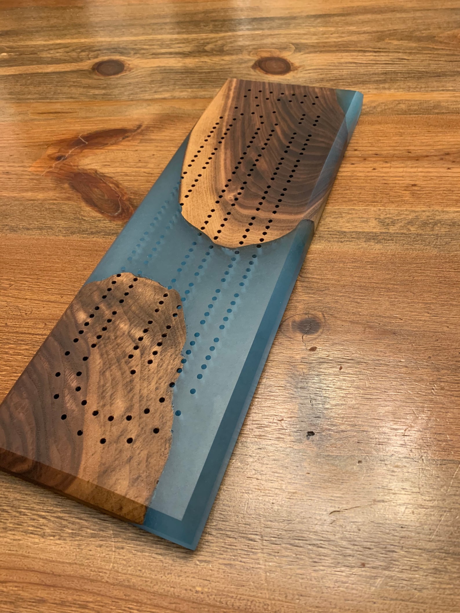 Custom Cribbage Board With Resin and Wood - Etsy Canada