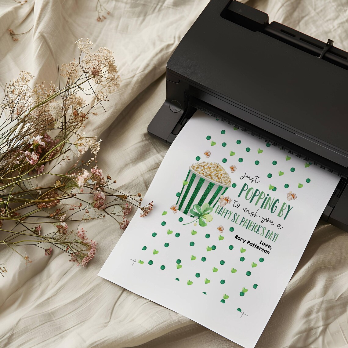 St. Patrick's Day Popcorn Wrapper Template, Printable Shamrock Hearts ...