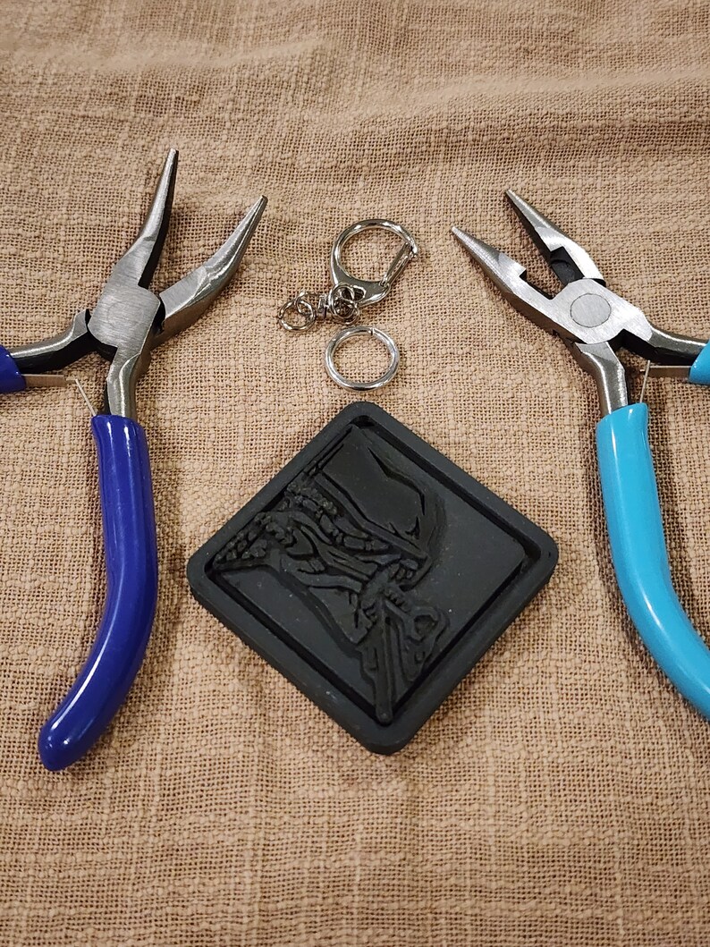 Dead by Daylight Perk Keychain Raw DIY Dbd Fanart Killer Survivor Charm ...