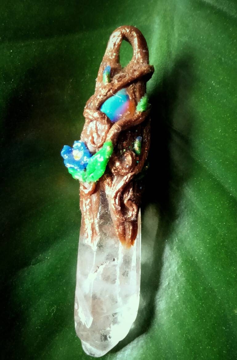 Clear Quartz Enchanted Pendant Necklace. - Etsy