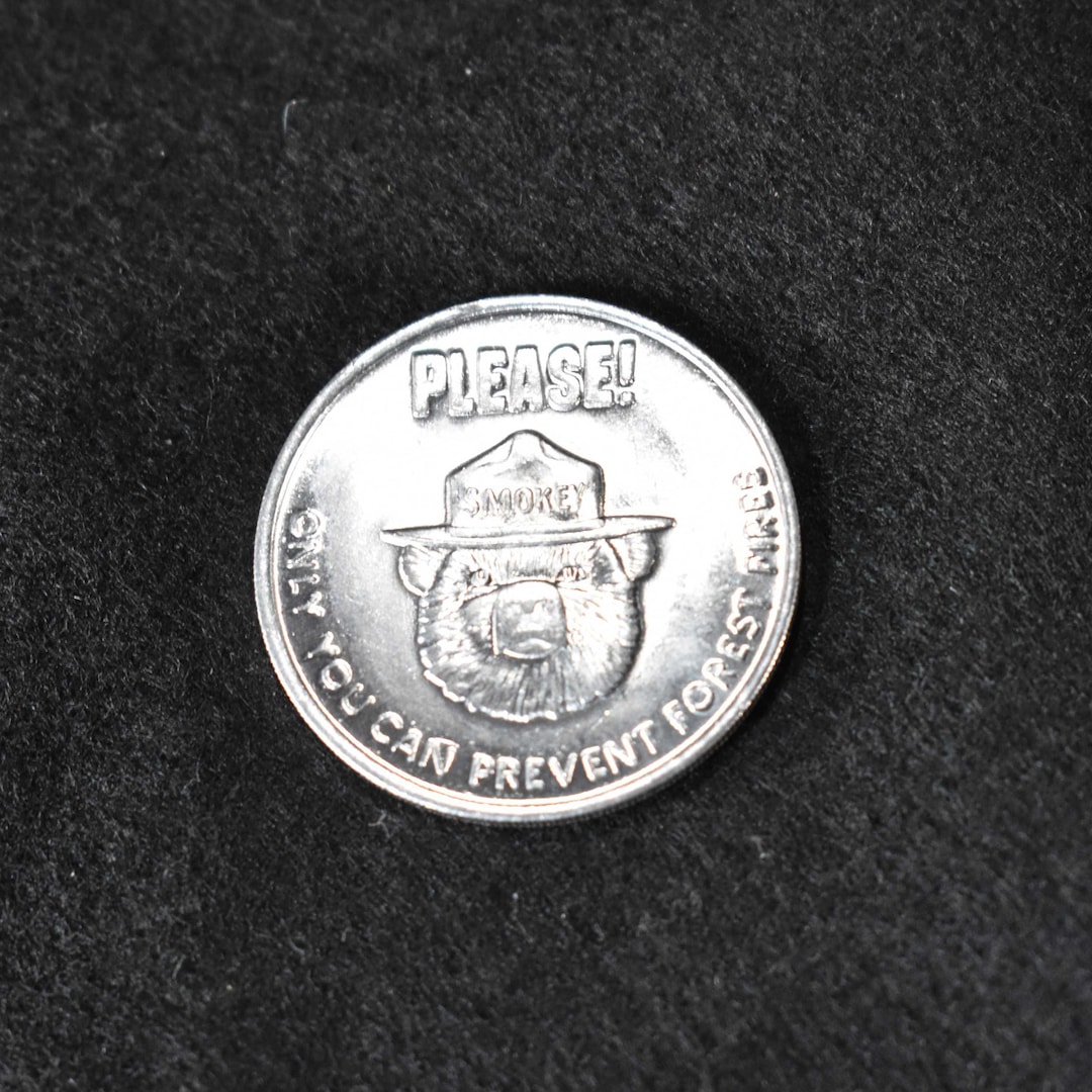 Vintage Smokey the Bear Collectible Coin Help Prevent Forest Fires ...