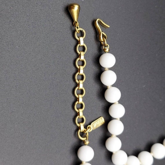 Signed Monet White Milk Glass Beaded Necklace Vintage… - Gem
