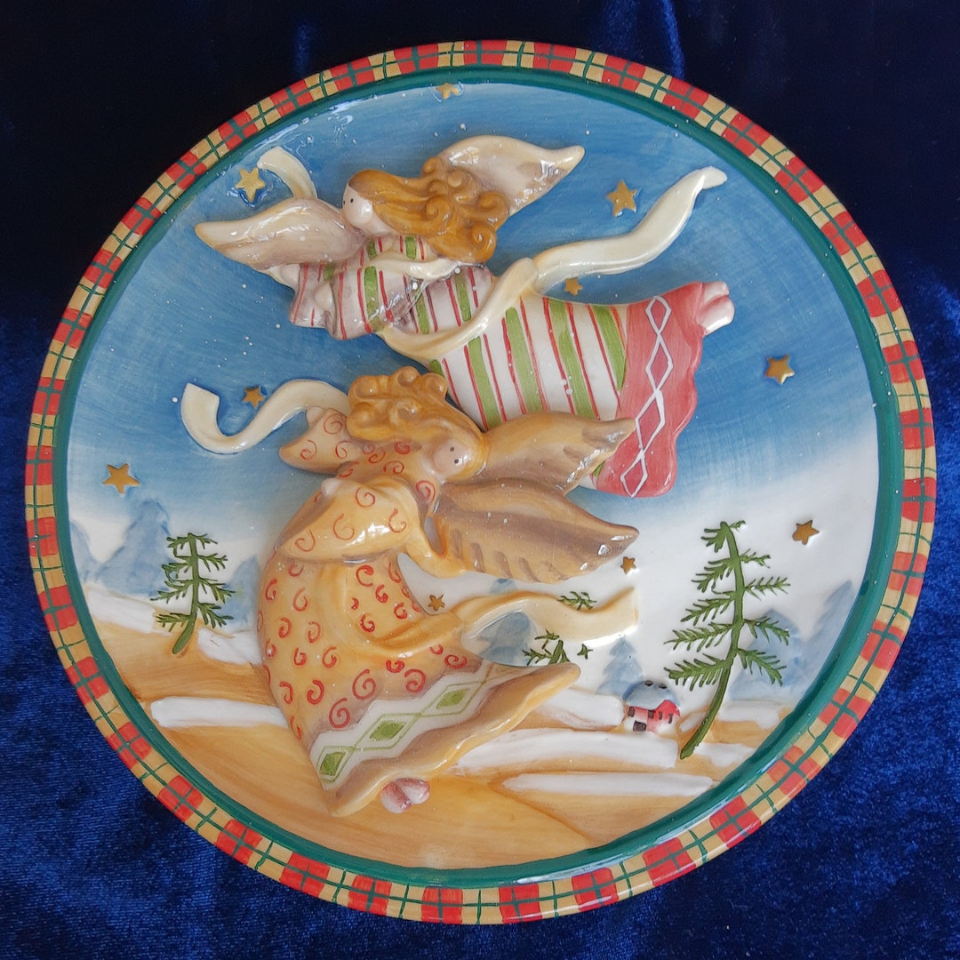 AMAZING PLATES! Christmas Angels! Set of 3 BEAUTIFUL Bass Relief Angel ...