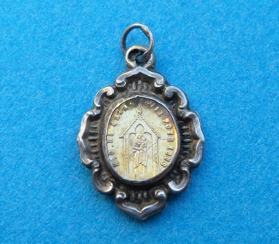 Our Lady of Chêne. Antique Religious Pendant. - Gem