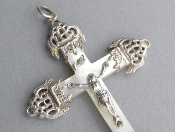 Jesus Christ, Antique Religious Cross. - Gem