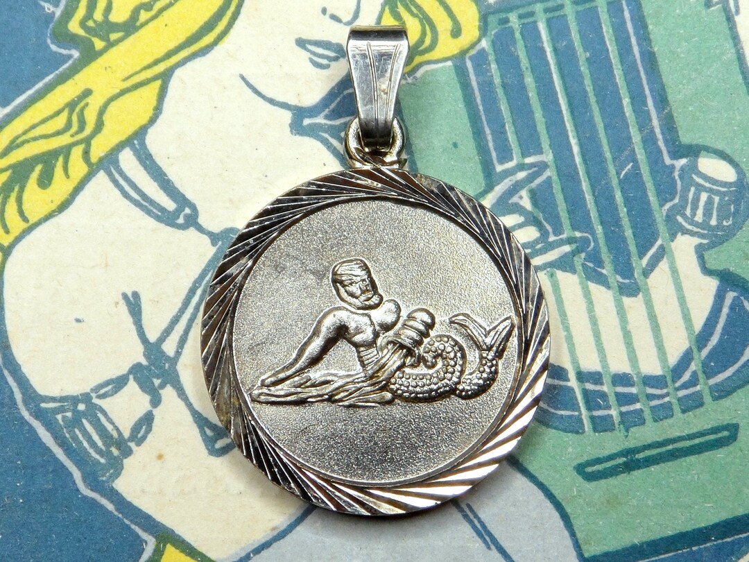 Poseidon, Neptune, Aquarius. Vintage Pendant. Large Medal. - Etsy