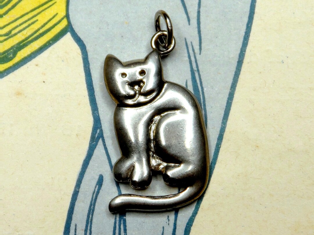 Cat. Vintage Pendant. Sterling Medal. - Etsy