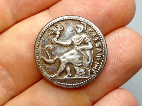 Roman Soldier, Caesar. Antique French Button. - Gem
