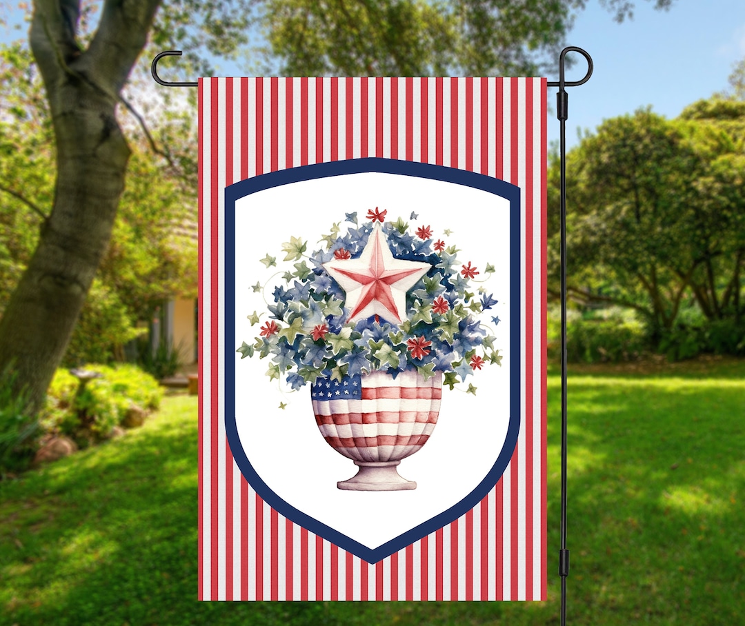 Patriotic Topiary Garden Flag, 12'' × 18'' Plant Flag, 4th of July Flag ...