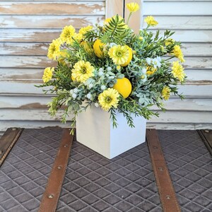 Lemon Arrangement, Lemon Centerpiece, Lemon Arrangement With Flowers ...