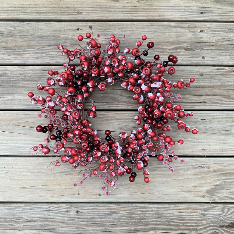 Red Berries Wreath - Etsy