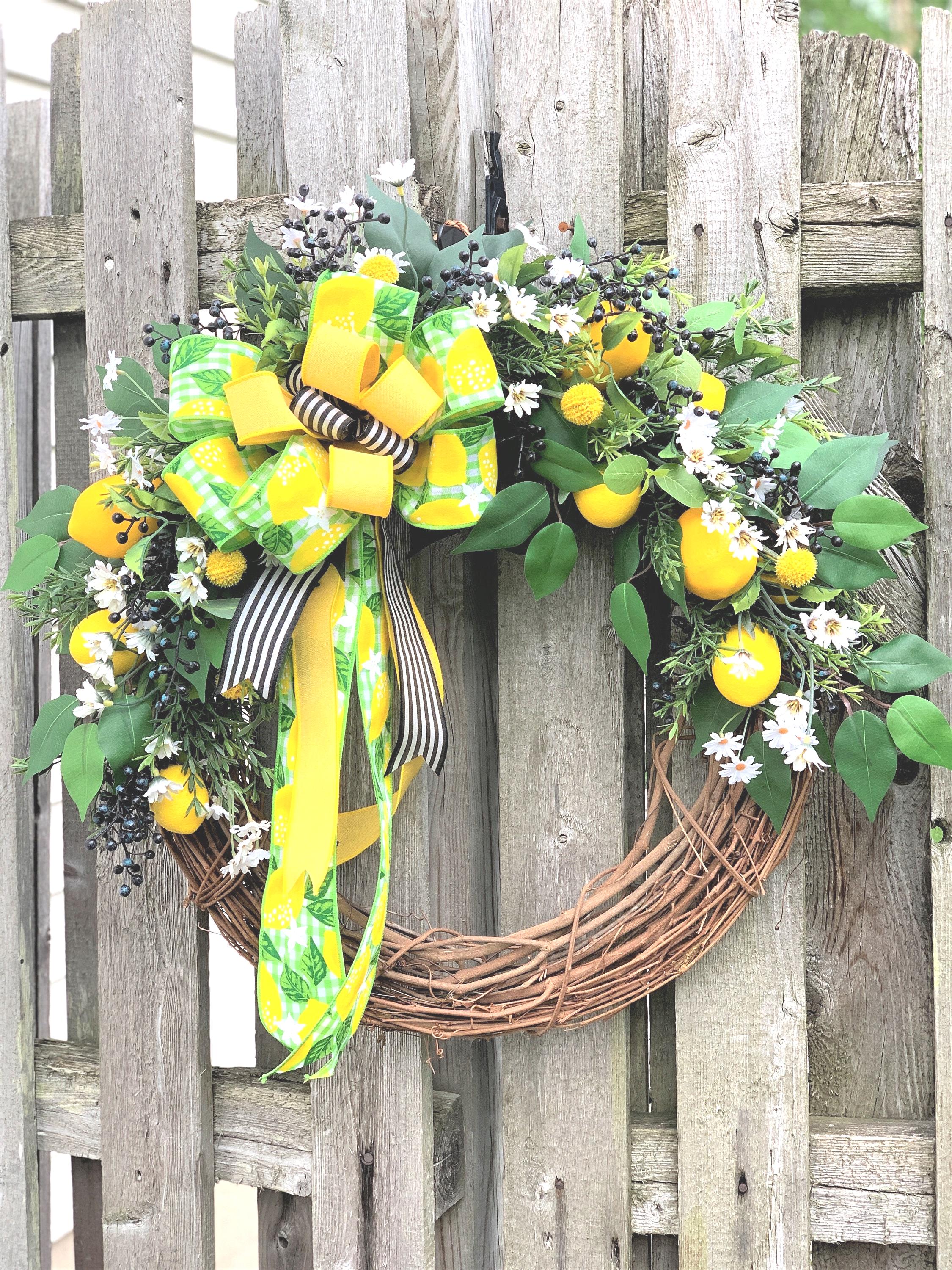 Lemon Wreath, Lemon Wreath With White Flowers, Lemon and Berry Wreath ...