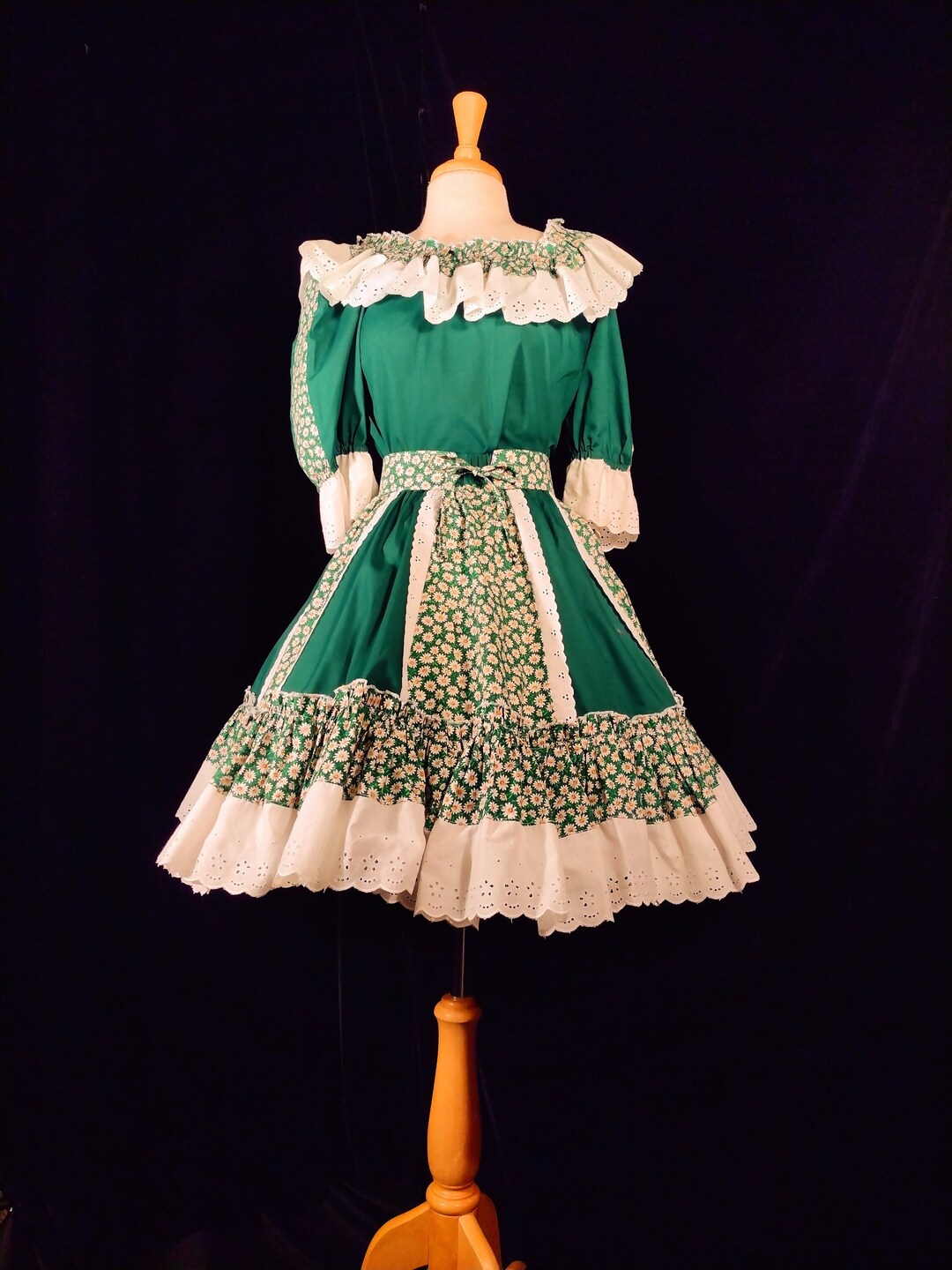 Vintage Daisy Print 2pc Square Dance Set - Etsy