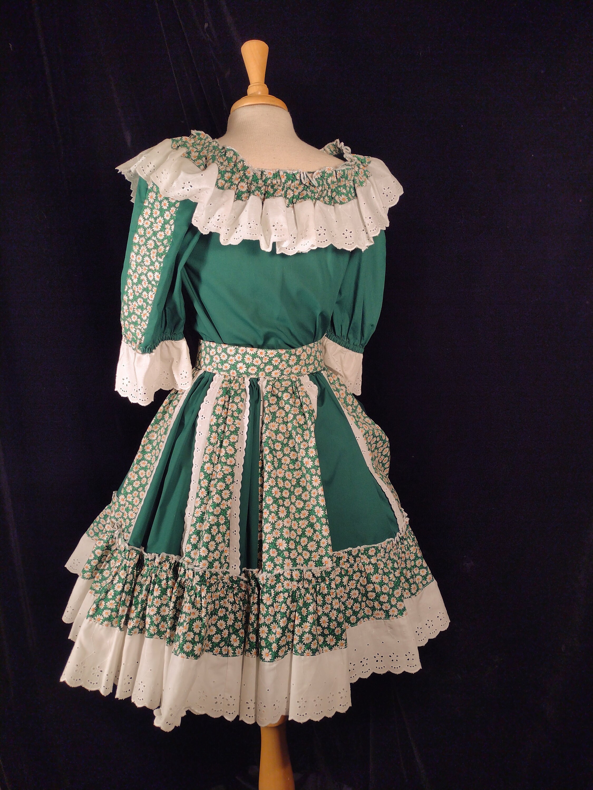 Vintage Daisy Print 2pc Square Dance Set - Etsy