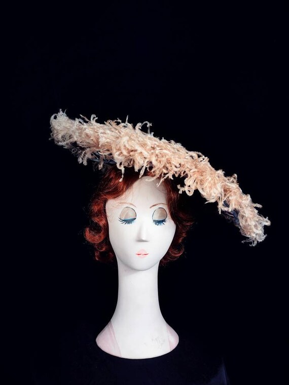 Pristine vintage 40's ostrich feather hat - Gem