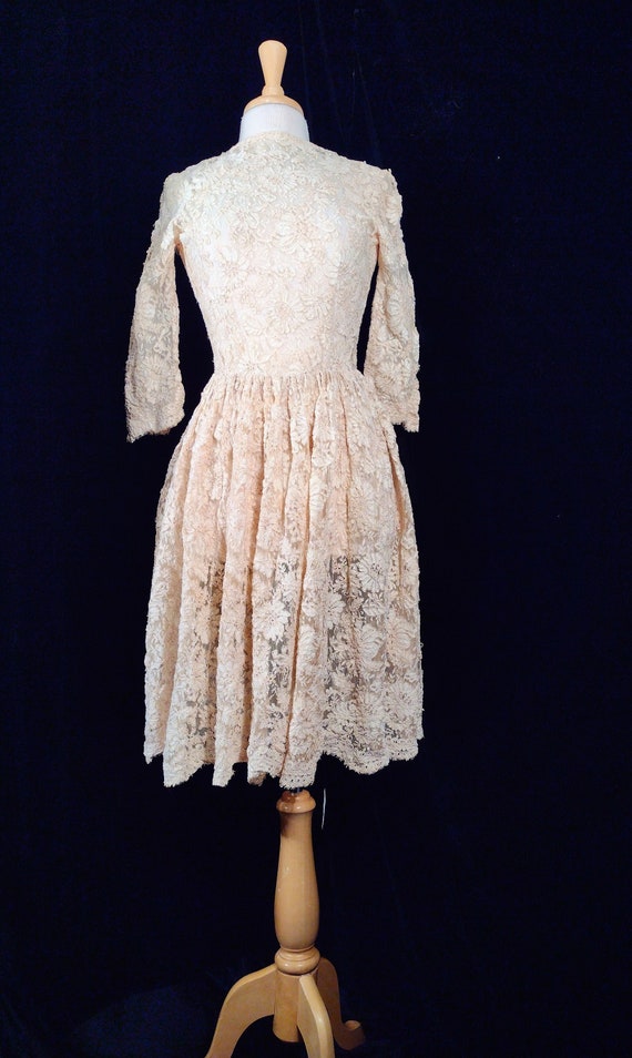 distressed lace wedding - Gem