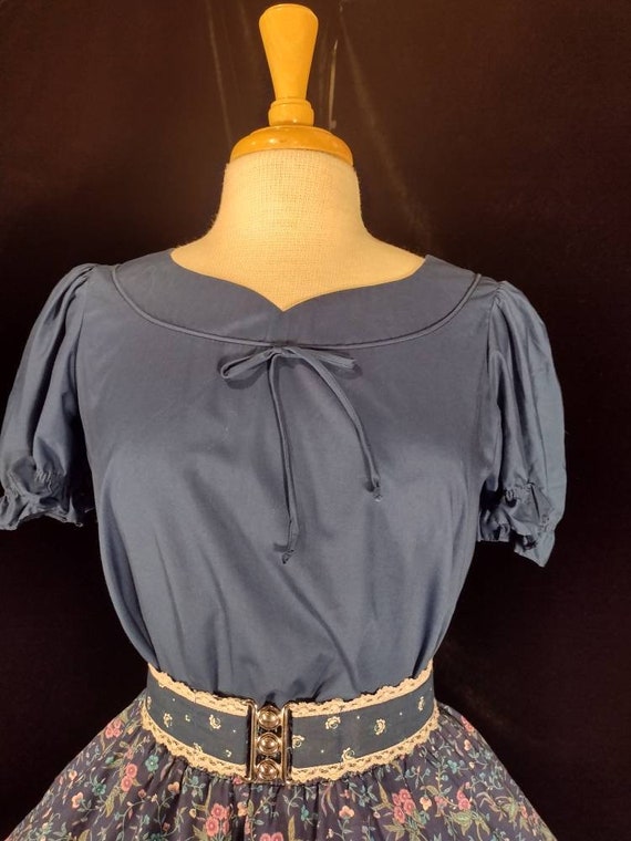 Vintage 70's blue calico square dance set - Gem