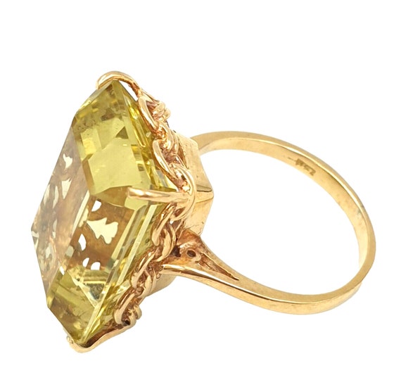 Italian vintage 1960s cocktail style ring in solid 18… - Gem