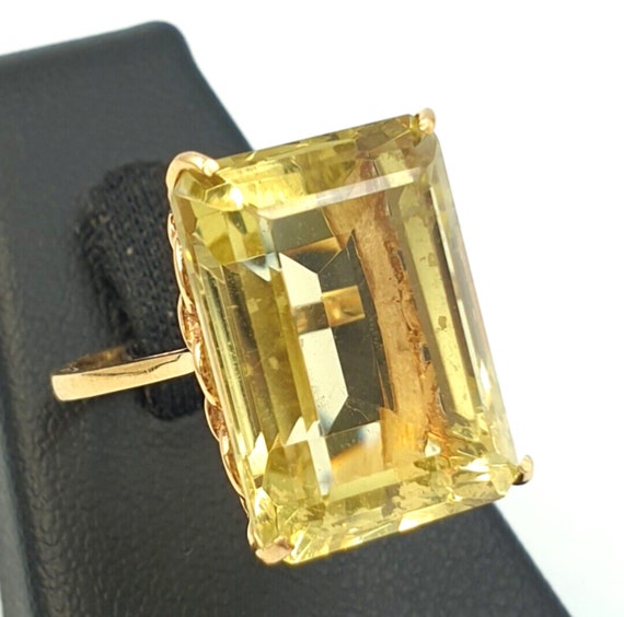 Italian vintage 1960s cocktail style ring in solid 18… - Gem