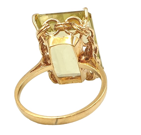 Italian vintage 1960s cocktail style ring in solid 18… - Gem