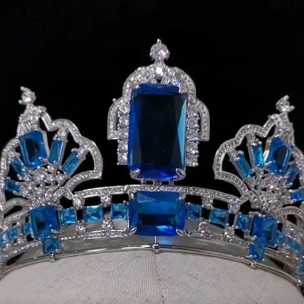 Queen Elizabeth Replica Crown - Etsy