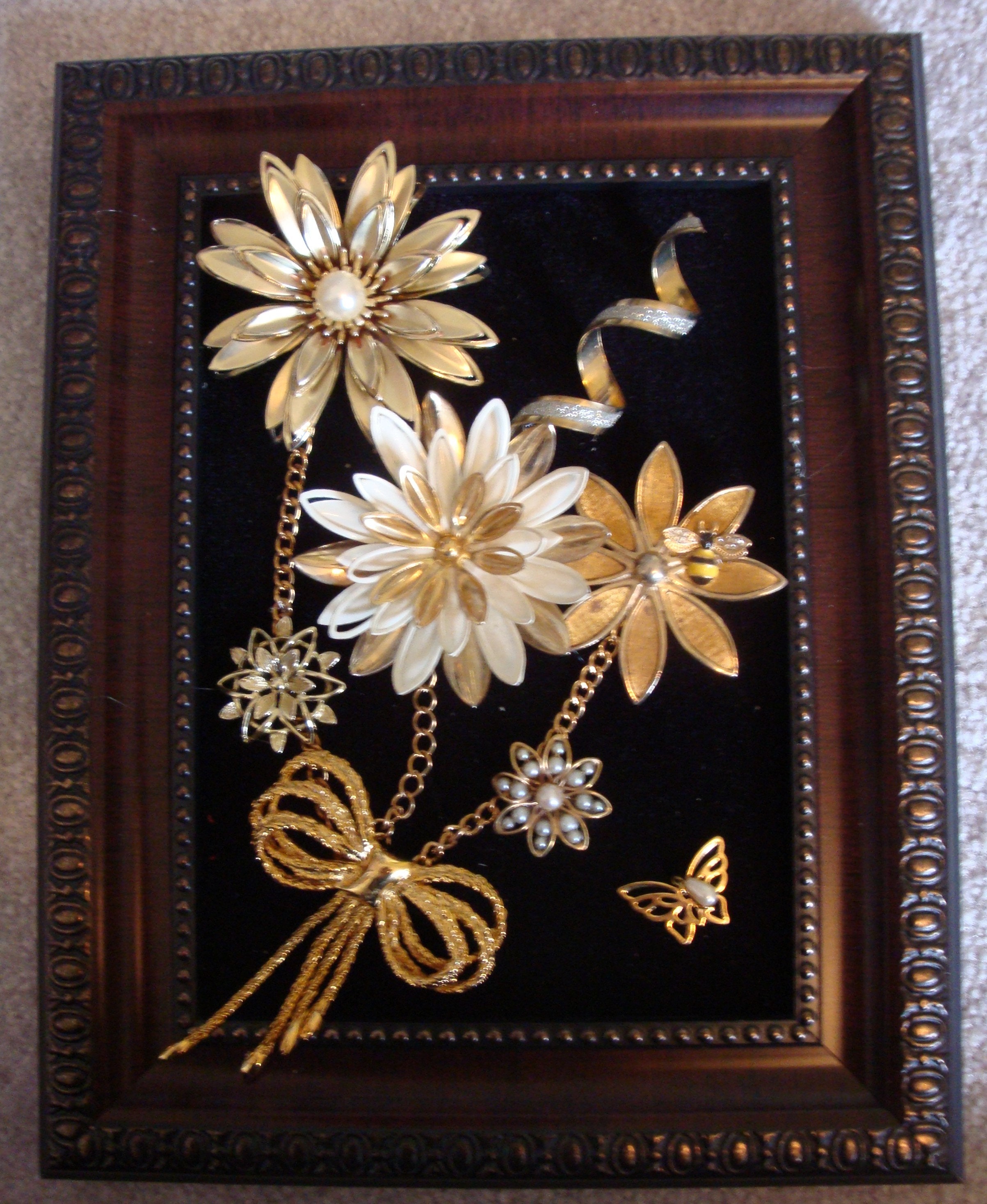 A Favorite - #2 - Vintage Jewelry Framed Art - Etsy