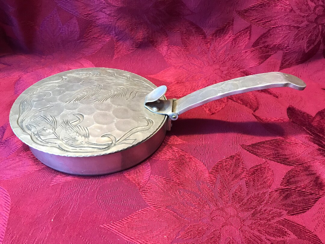 Vintage Forged Aluminum Kraftware Silent Butler Wheat Design Covered ...