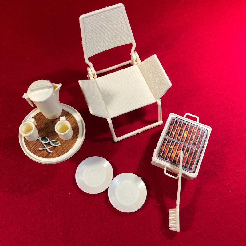 Barbie Chair - Etsy