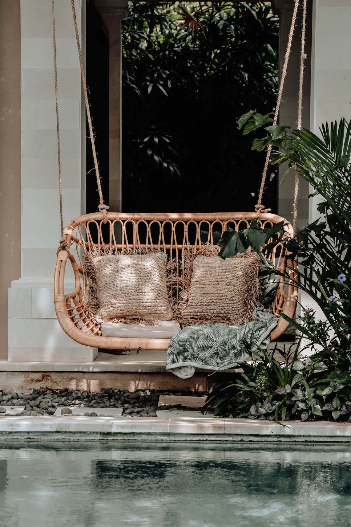 HANGING SWING CHAIR Koboo - Adult Hanging Big Size Indoor Rattan Double ...