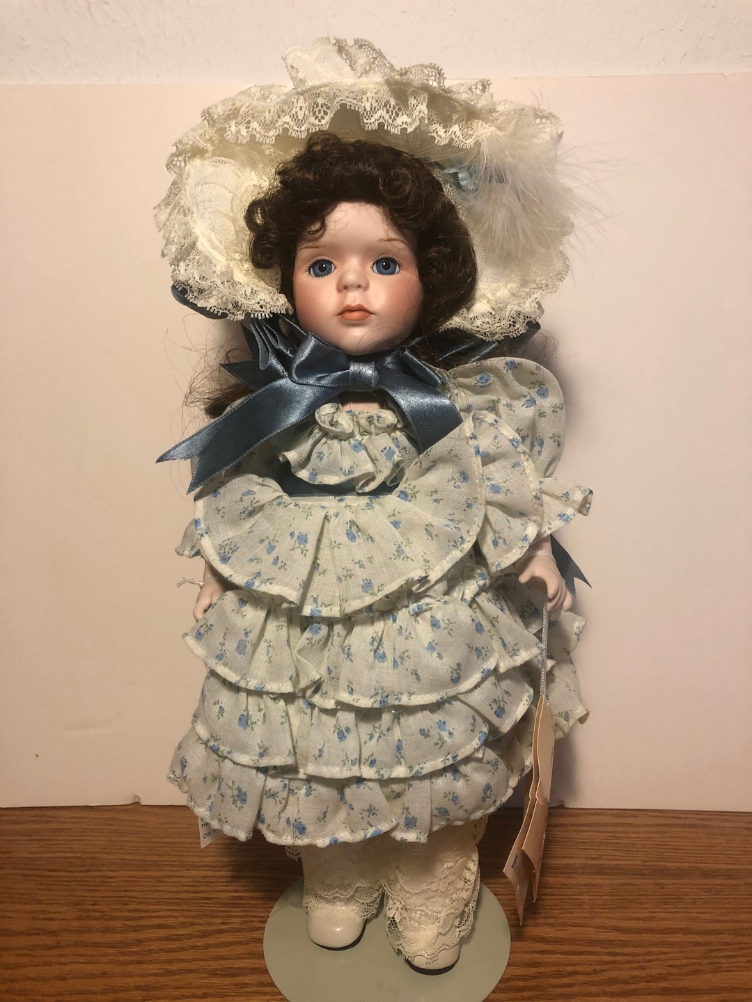 Vintage Porcelain Samantha by Schmid Doll House 1987 – Plays Dixieland ...
