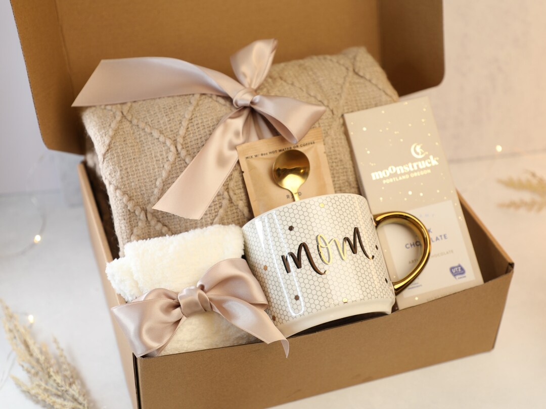 Pregnancy Gift Basket, Hygge Gift Box, New Mom Gift Basket, Mom to Be ...