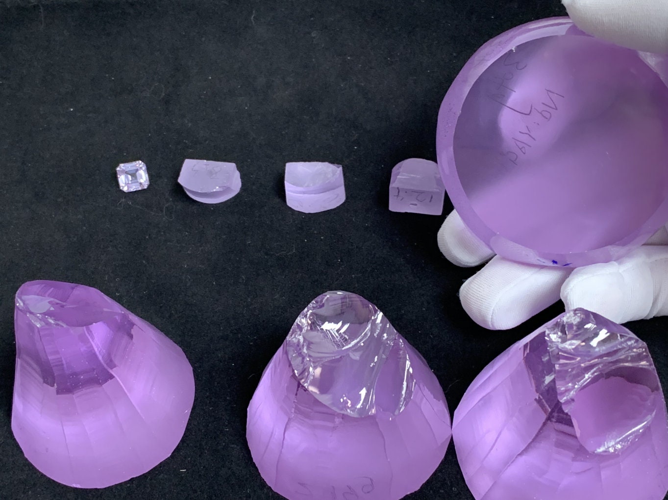 Czochralski Pink Laser YAG Crystal Neodymium Yttrium Aluminum Garnet ...