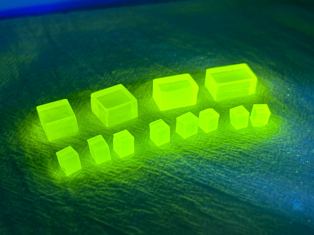 High Luminescence LUAG Lutetium Aluminum Garnet Gems Synthetic Laser Crystal Fluorescent Lab ...