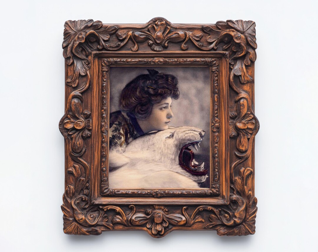 1904 Evelyn Nesbit Photograph | Pretty Woman Lying on a Polar Bear Skin ...